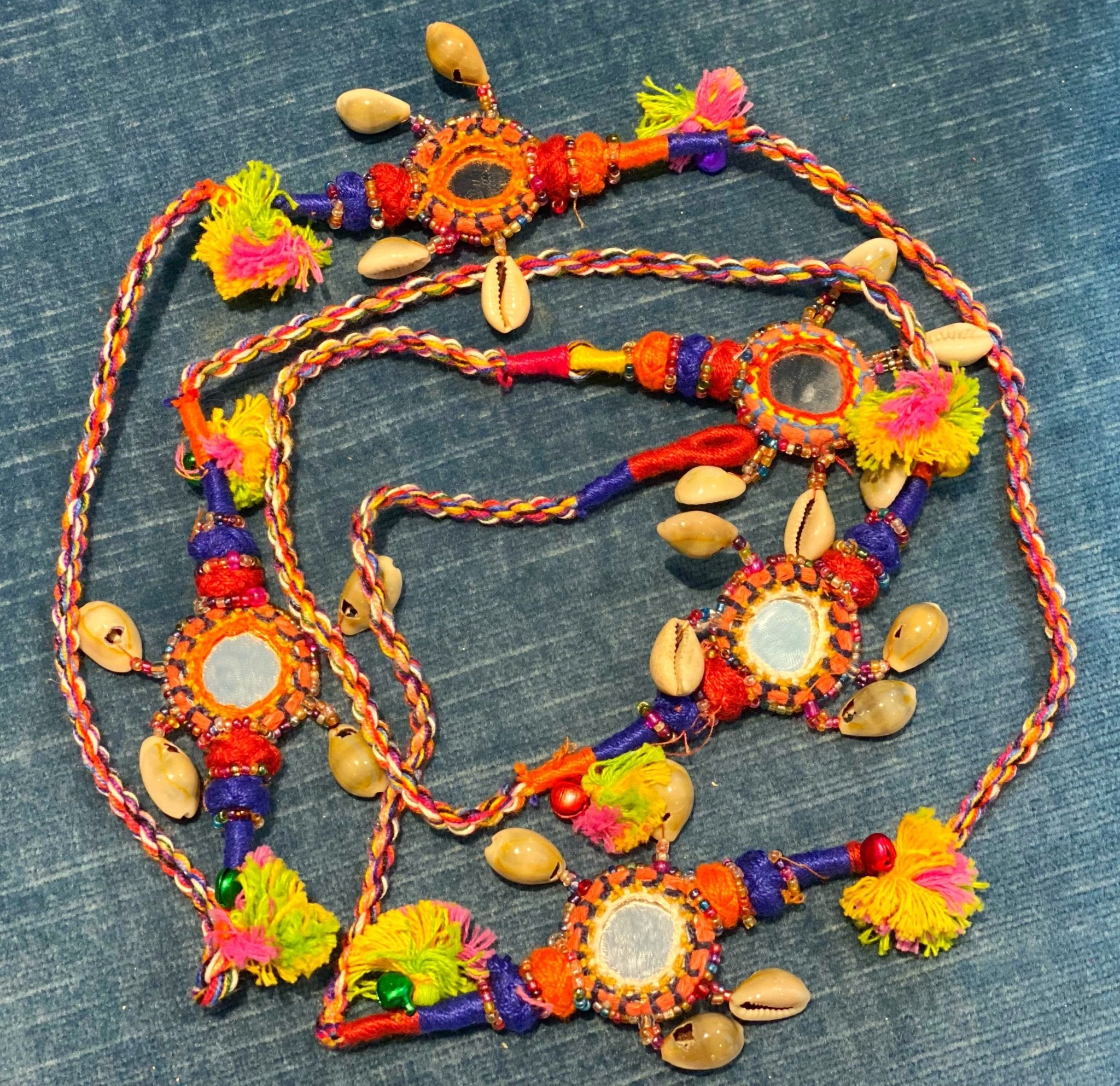 thread-mirror-string-garlandrangeelaa-fairtrade-sustainable-womens ...